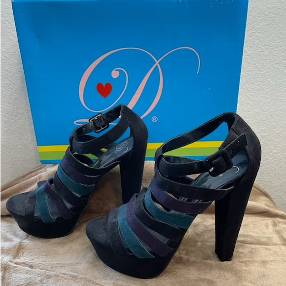 Delicious | Shoes | My Delicious Shoes Black Teal Suede Heels | Poshmark